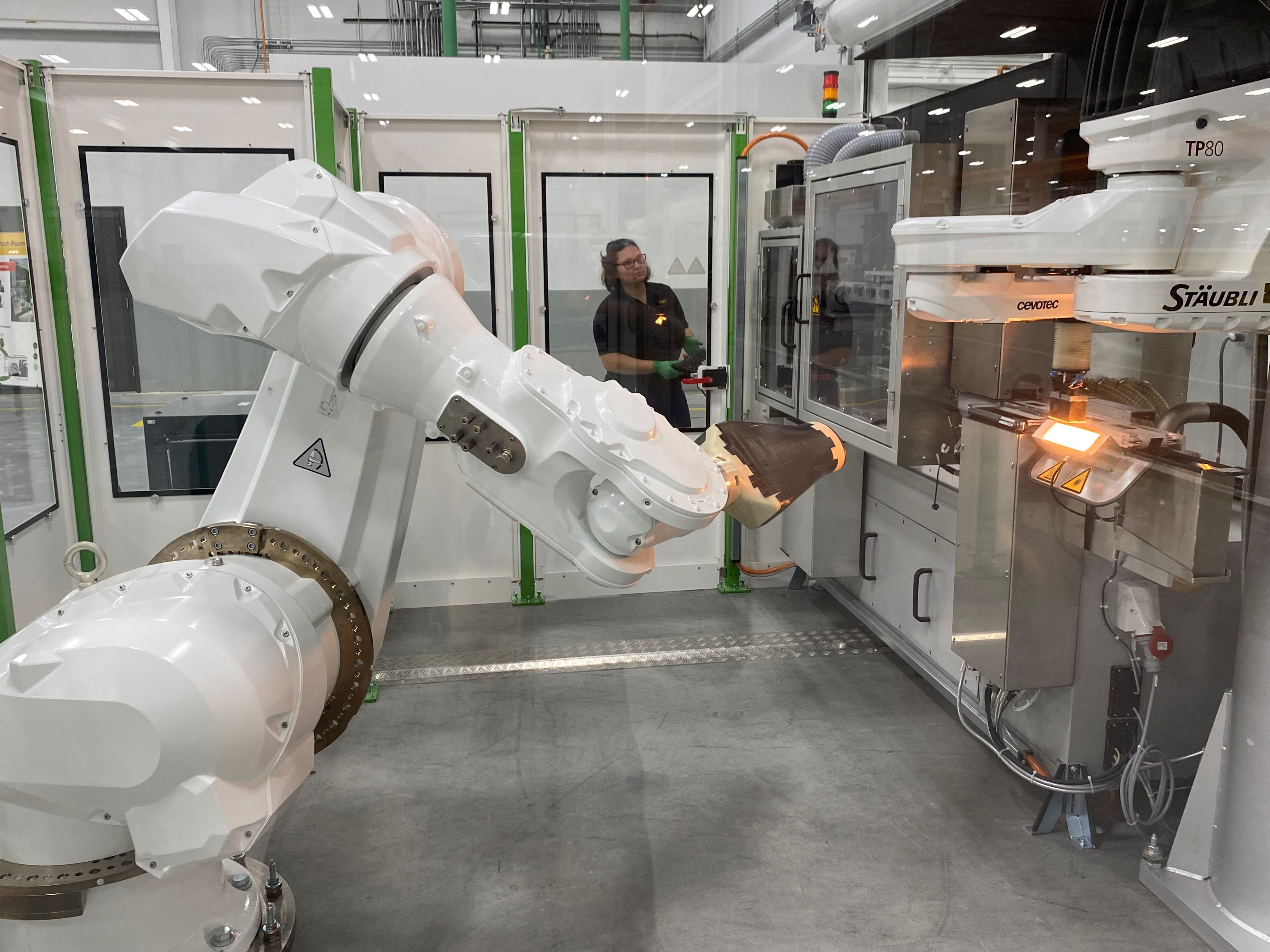 Solvay-NIAR Manufacturing Innovation Center opens | Solvay